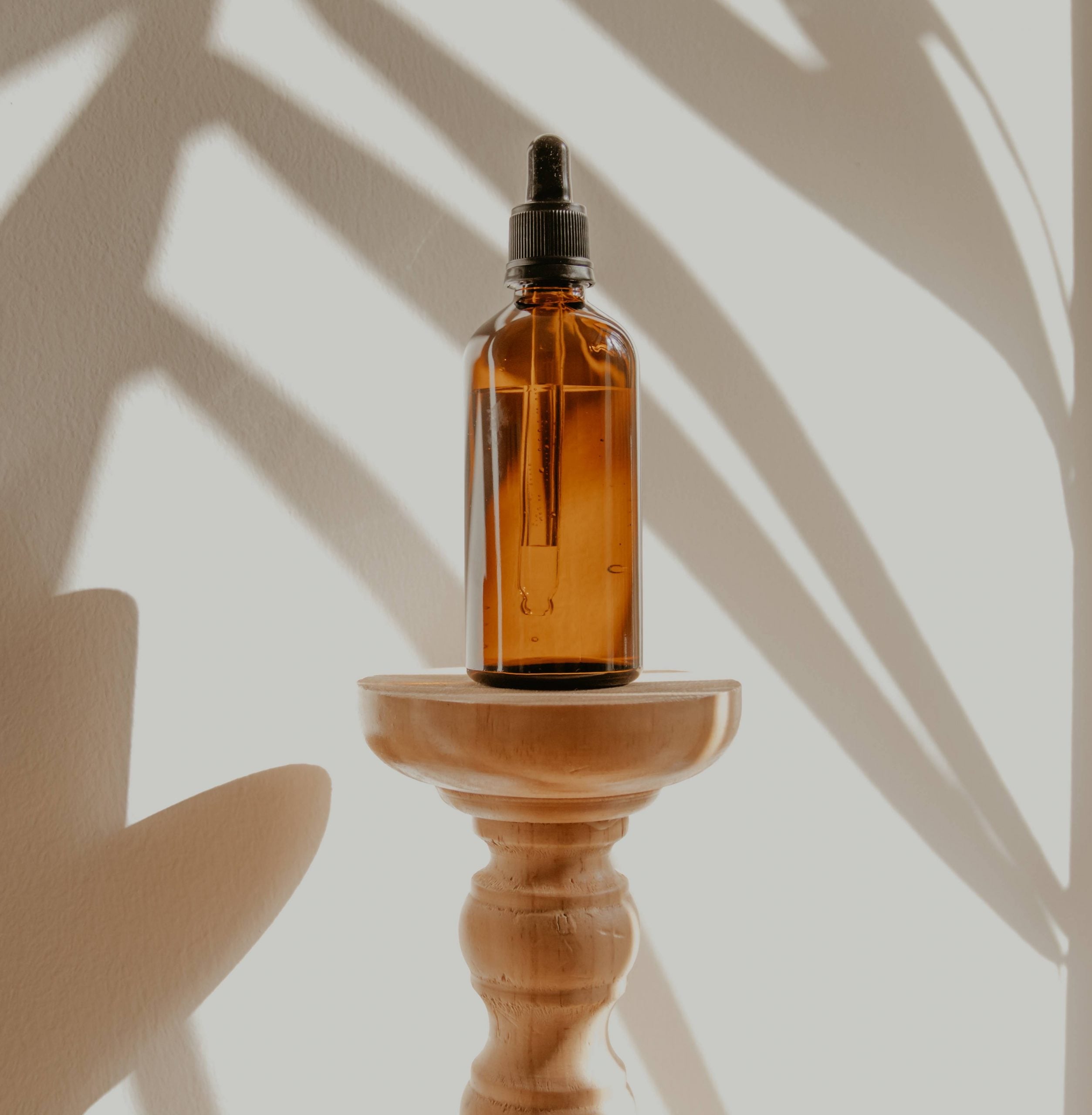 6 Best Body Oils For Summer · Care to Beauty