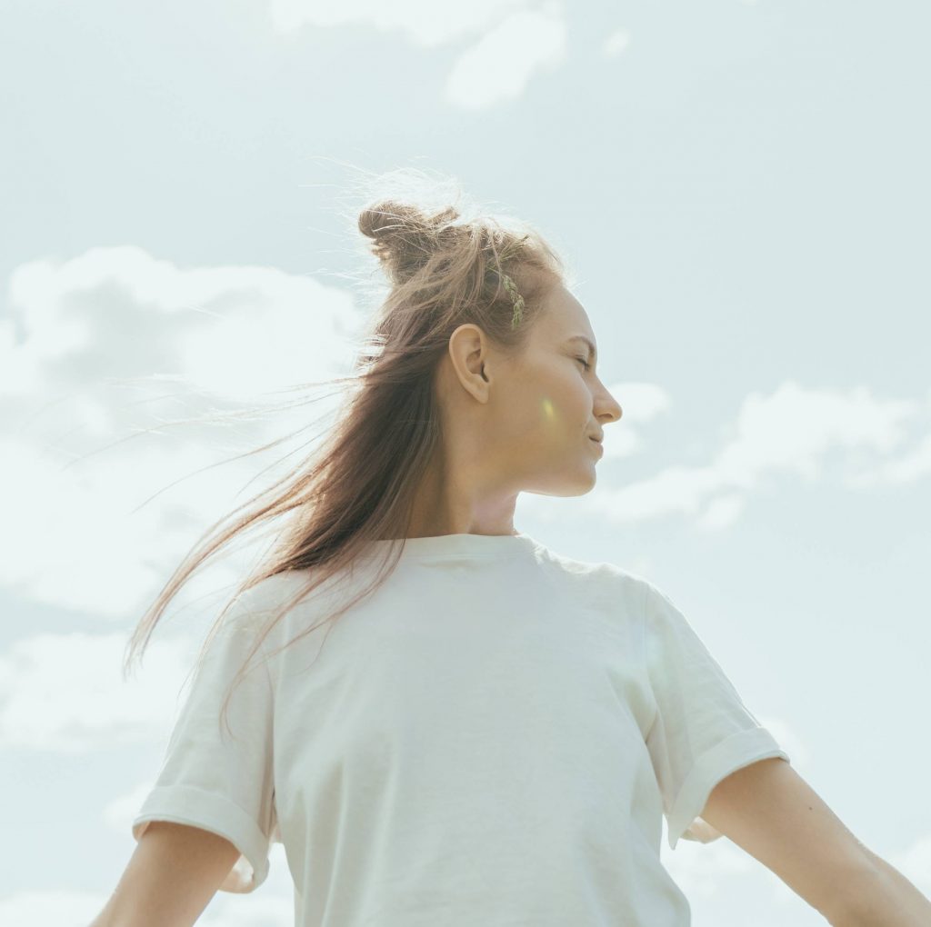 7 Best Clean-Smelling Perfumes For Women · Care to Beauty